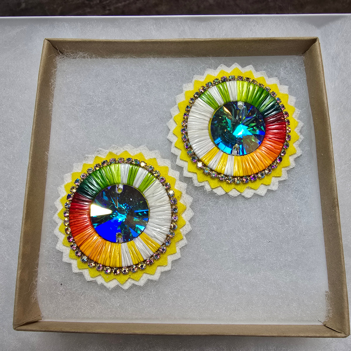 Yellow Starburst – JD Creation’s House of Quills